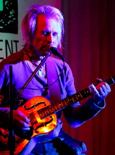 Harmonizing with Legends: The Kevin Borich Express - 1EarthMedia